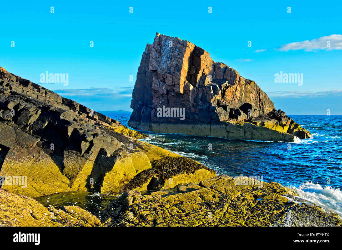 Split rock of clachtoll hi-res stock photography and images - Alamy