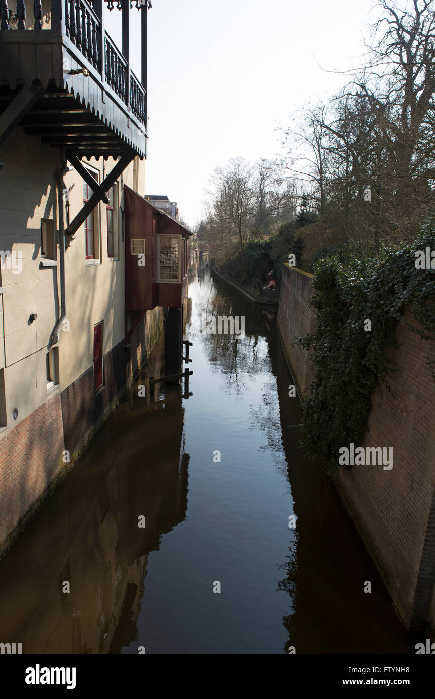 A narrow stretch of the Binnendieze in 's-Hertogenbosch, the ...
