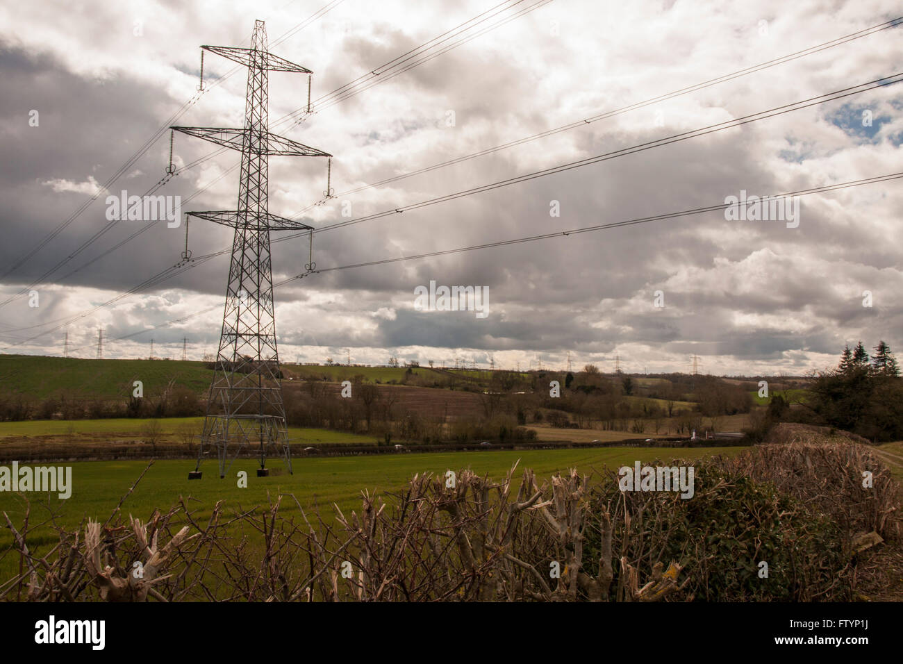 Pylon architecture hi-res stock photography and images - Alamy