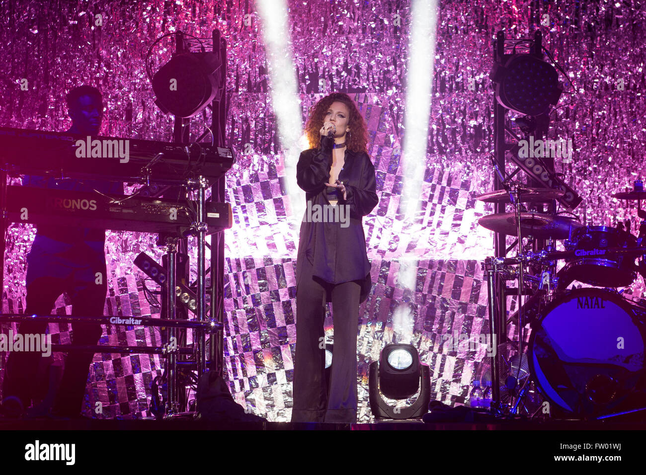 Manchester, UK. 30th March, 2016. British singer/songwriter, Jess ...