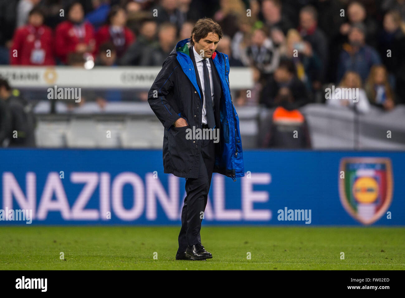 Allianz arena international football hi-res stock photography and ...