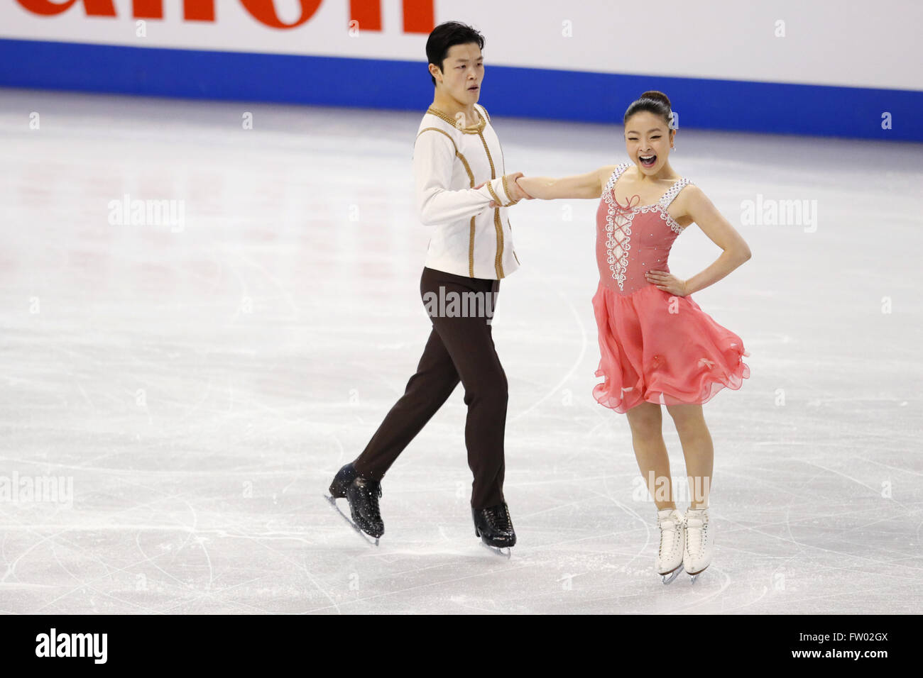 Boston, USA. 30th Mar, 2016. Maia Shibutani & Alex Shibutani (USA ...
