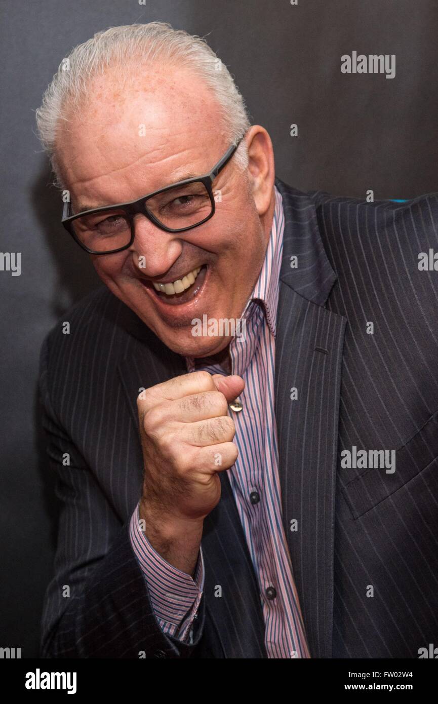 Gerry cooney hi-res stock photography and images - Alamy