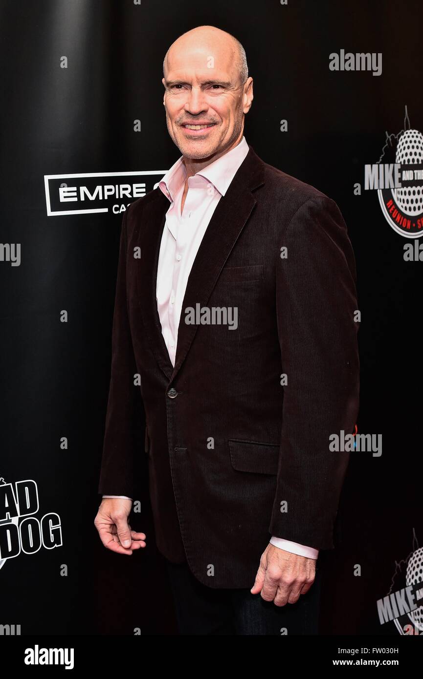 New York, NY, USA. 30th Mar, 2016. Mark Messier in attendance for Mike ...