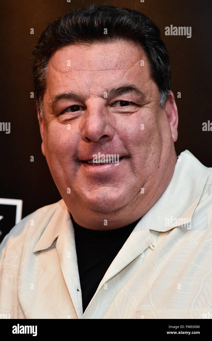 New York, NY, USA. 30th Mar, 2016. Steve Schirripa in attendance for ...