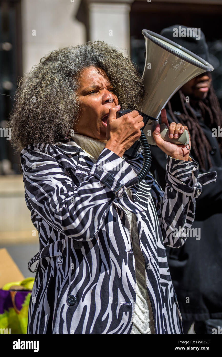 Brooklyn, United States. 30th Mar, 2016. Brooklyn resident Alicia Boyd ...
