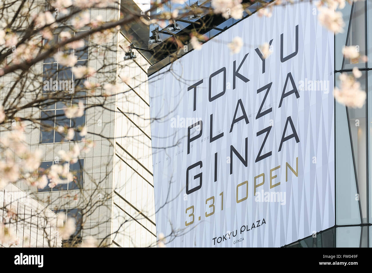 Tokyo, Japan. 31st March, 2016. Tokyu Plaza Ginza opens its doors to ...