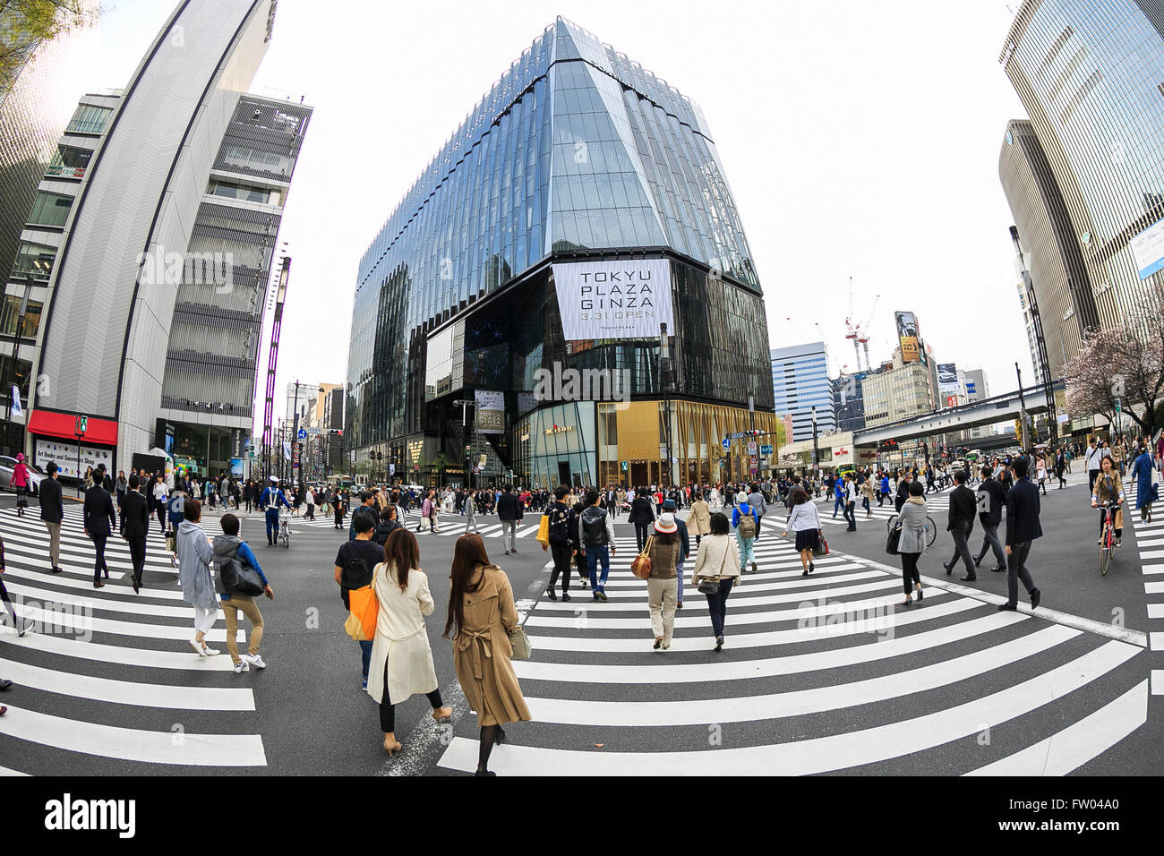Tokyo, Japan. 31st March, 2016. Tokyu Plaza Ginza opens its doors to ...