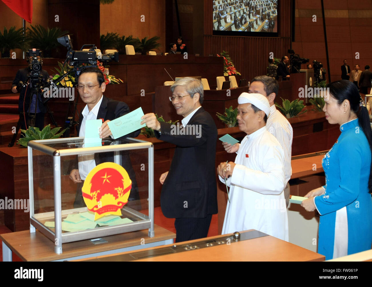 Hanoi, Vietnam. 31st Mar, 2016. Deputies vote at the 11th session of ...