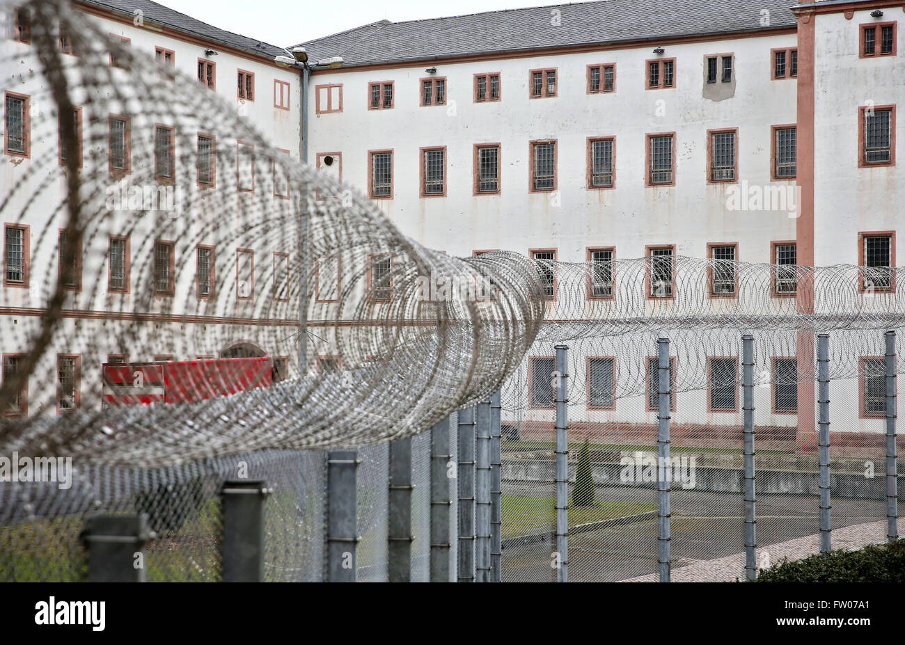Waldheim, Germany. 31st Mar, 2016. The correctional facility is secured ...