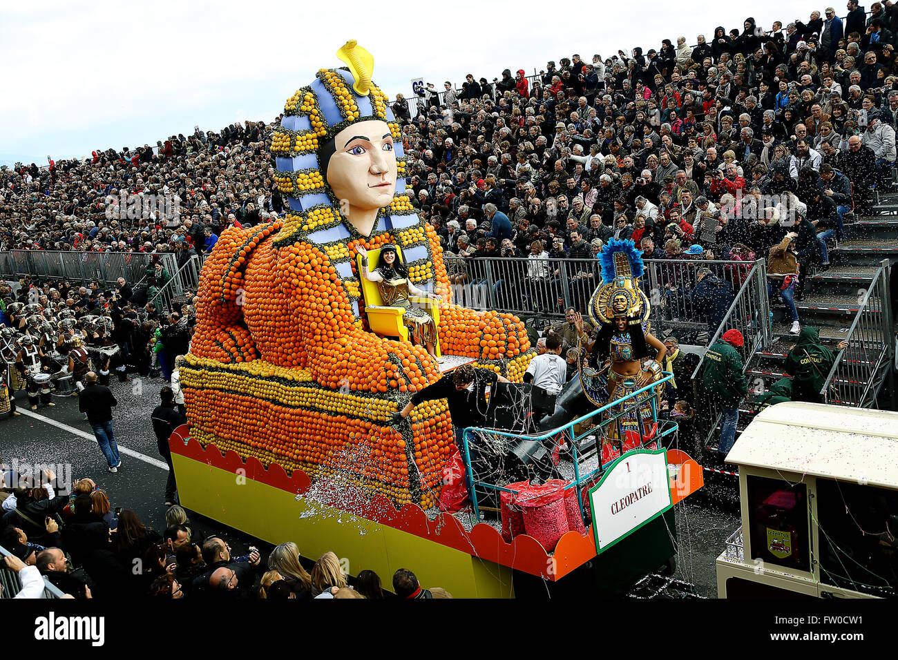 France lemons festival in hi-res stock photography and images - Alamy