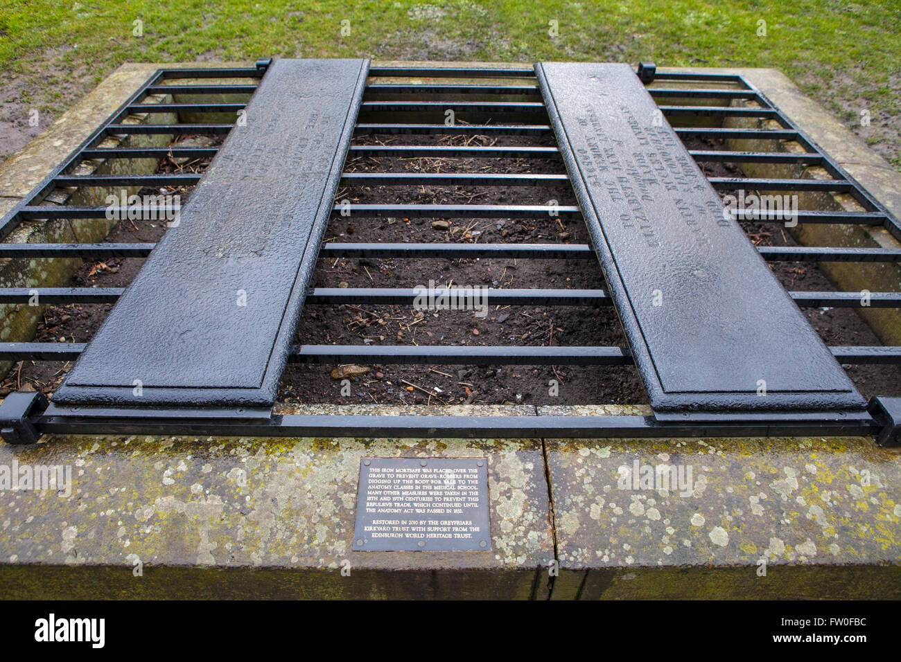 Cemetery sign iron hi-res stock photography and images - Alamy
