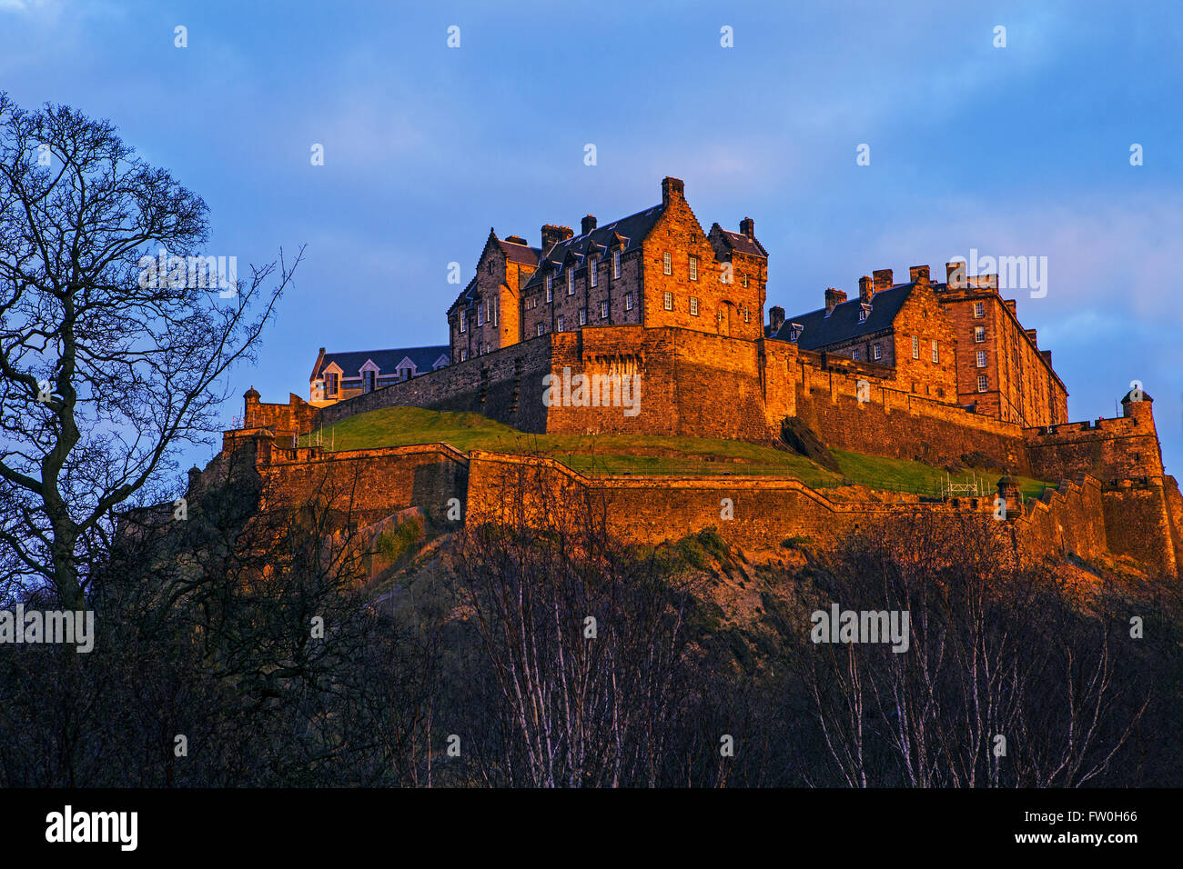 A view of the magnificent Edinburgh Castle in Scotland Stock Photo - Alamy