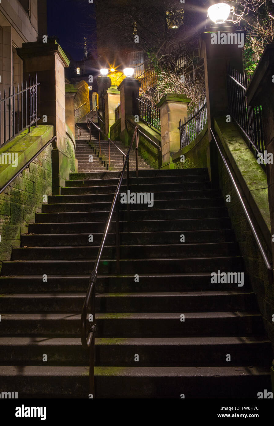 News steps hi-res stock photography and images - Alamy