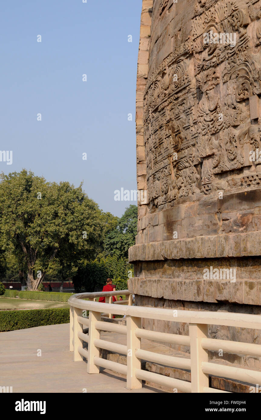 Lord buddah sarnath hi-res stock photography and images - Alamy