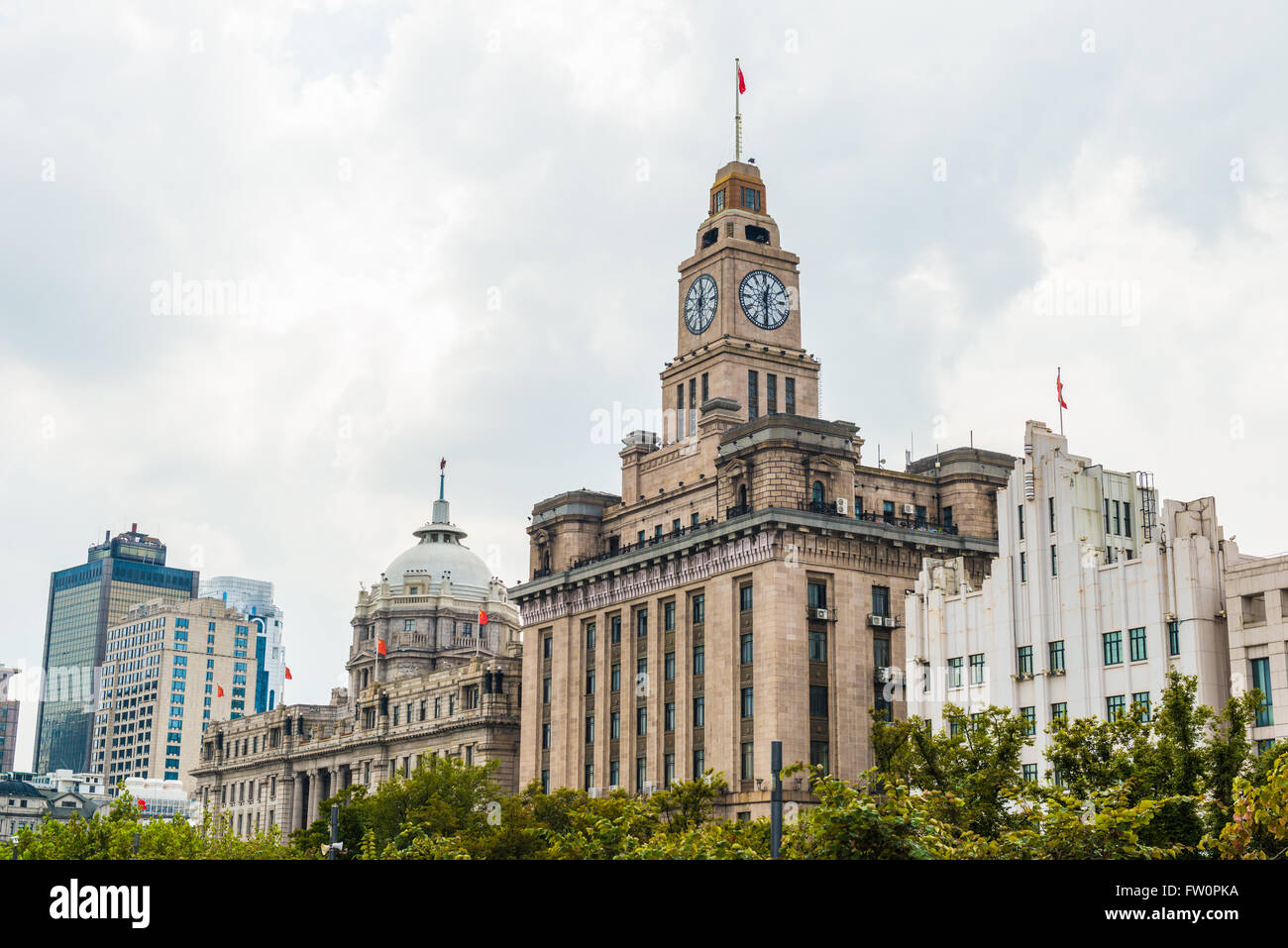 Shanghai Bund historical buildings,China Stock Photo - Alamy