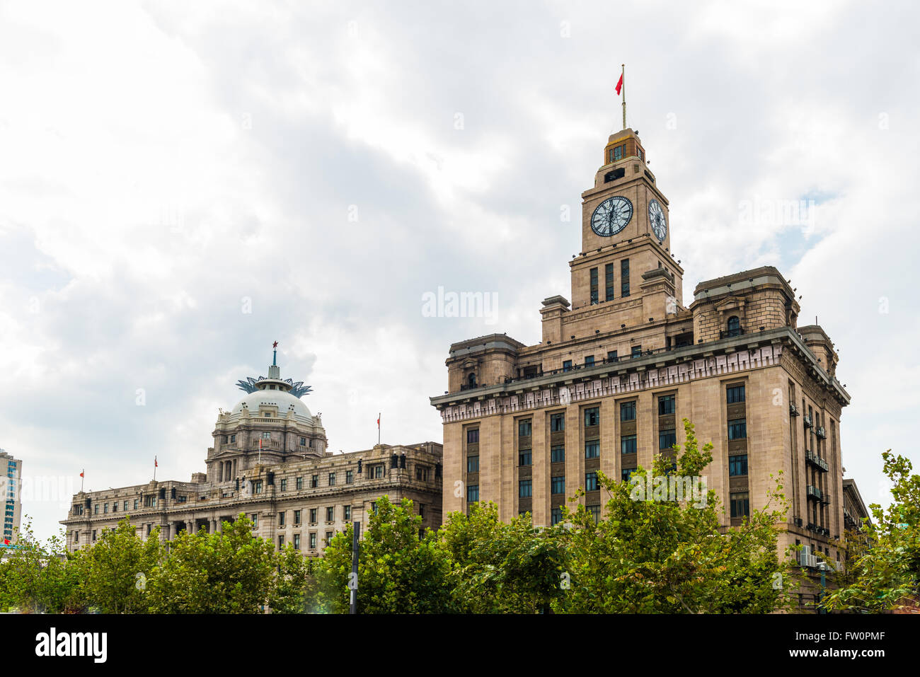 Shanghai Bund historical buildings,China Stock Photo - Alamy