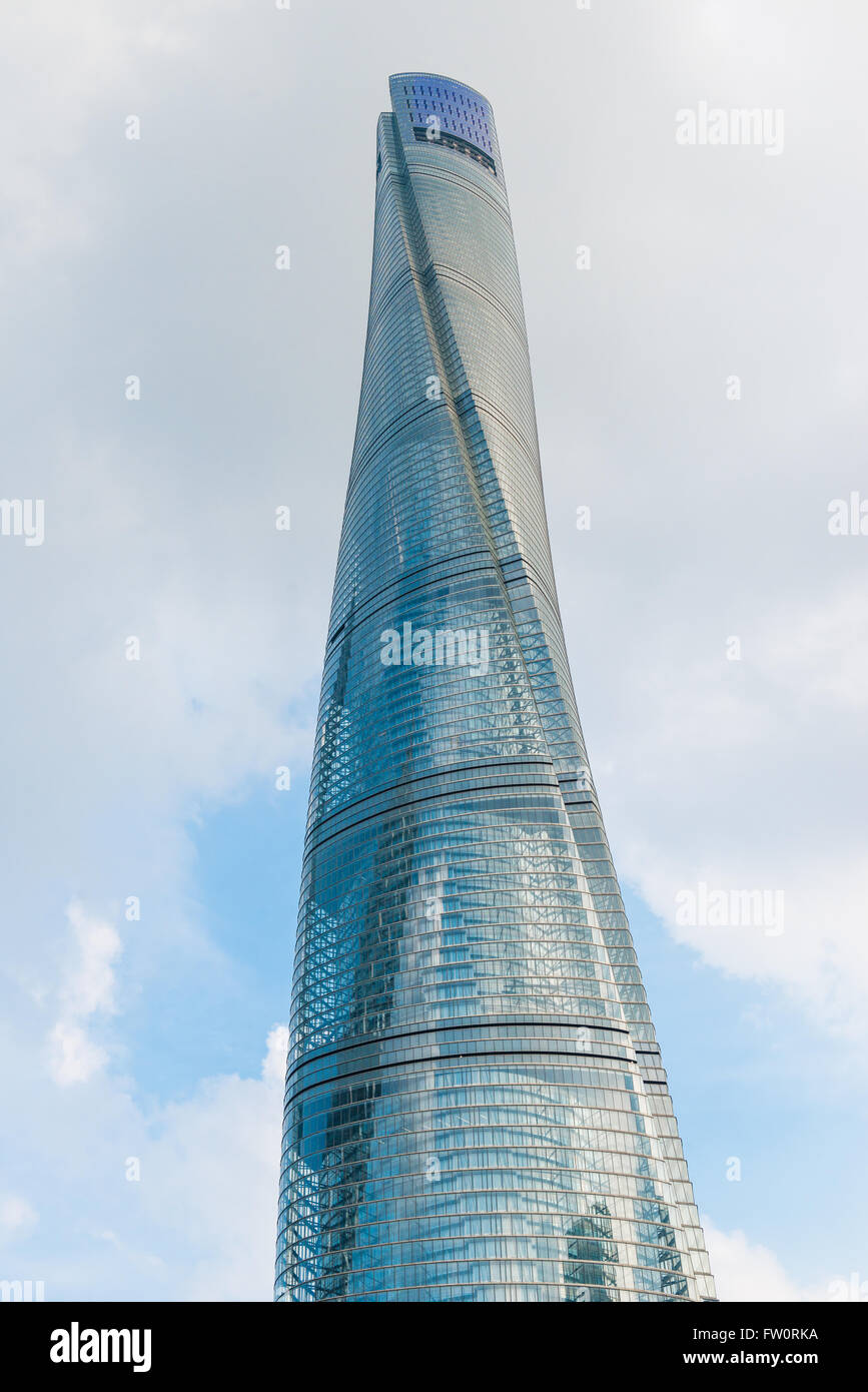 The Shanghai Tower against a blue sky Stock Photo - Alamy