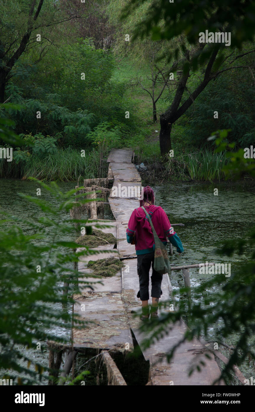 Unstable bridge hi-res stock photography and images - Alamy