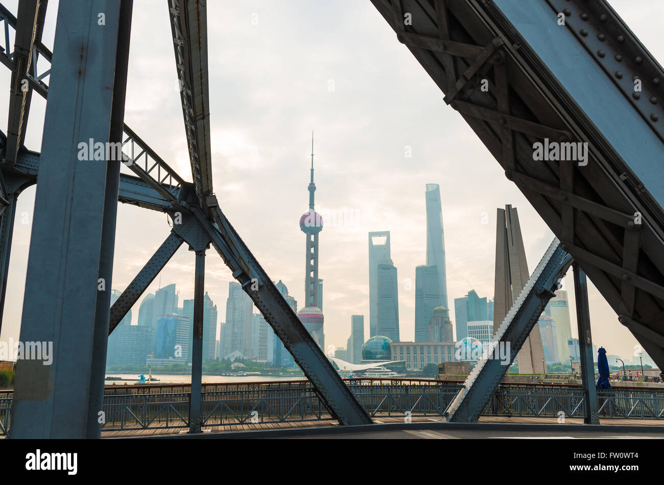 Shanghai old garden bridge and lujiazui modern architecture cityscape ...