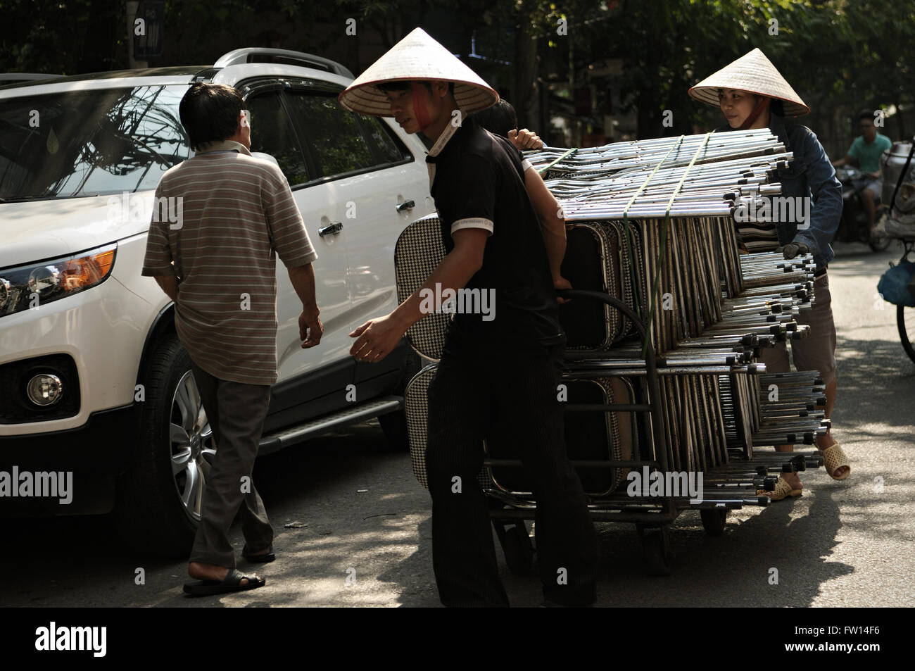 Vietnamese people hi-res stock photography and images - Alamy