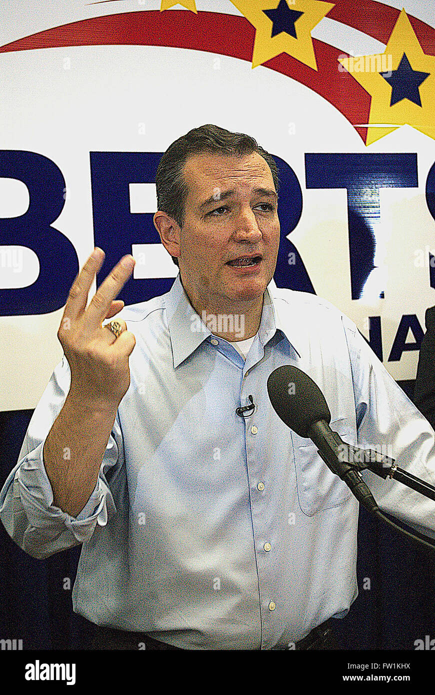 Wichita, Kansas, USA, 9th October, 2014 Senator Ted Cruz (R-TX) at ...