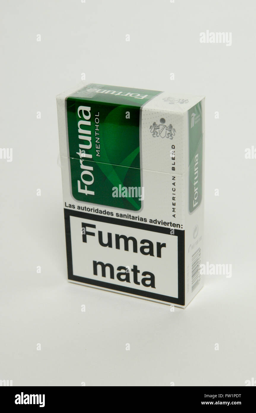 Menthol cigarette hi-res stock photography and images - Alamy