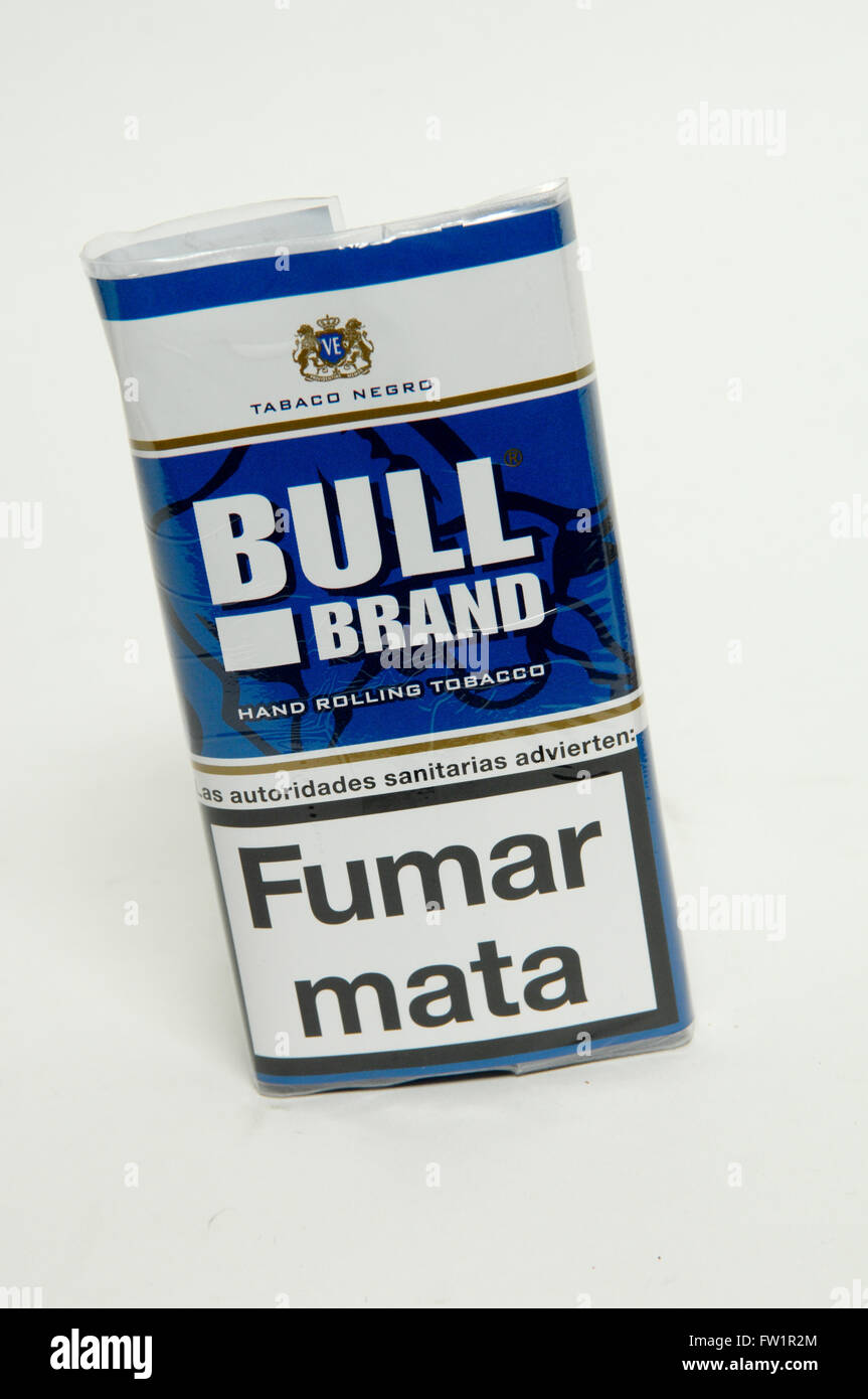 Bull Brand Rolling Tabacco Stock Photo - Alamy