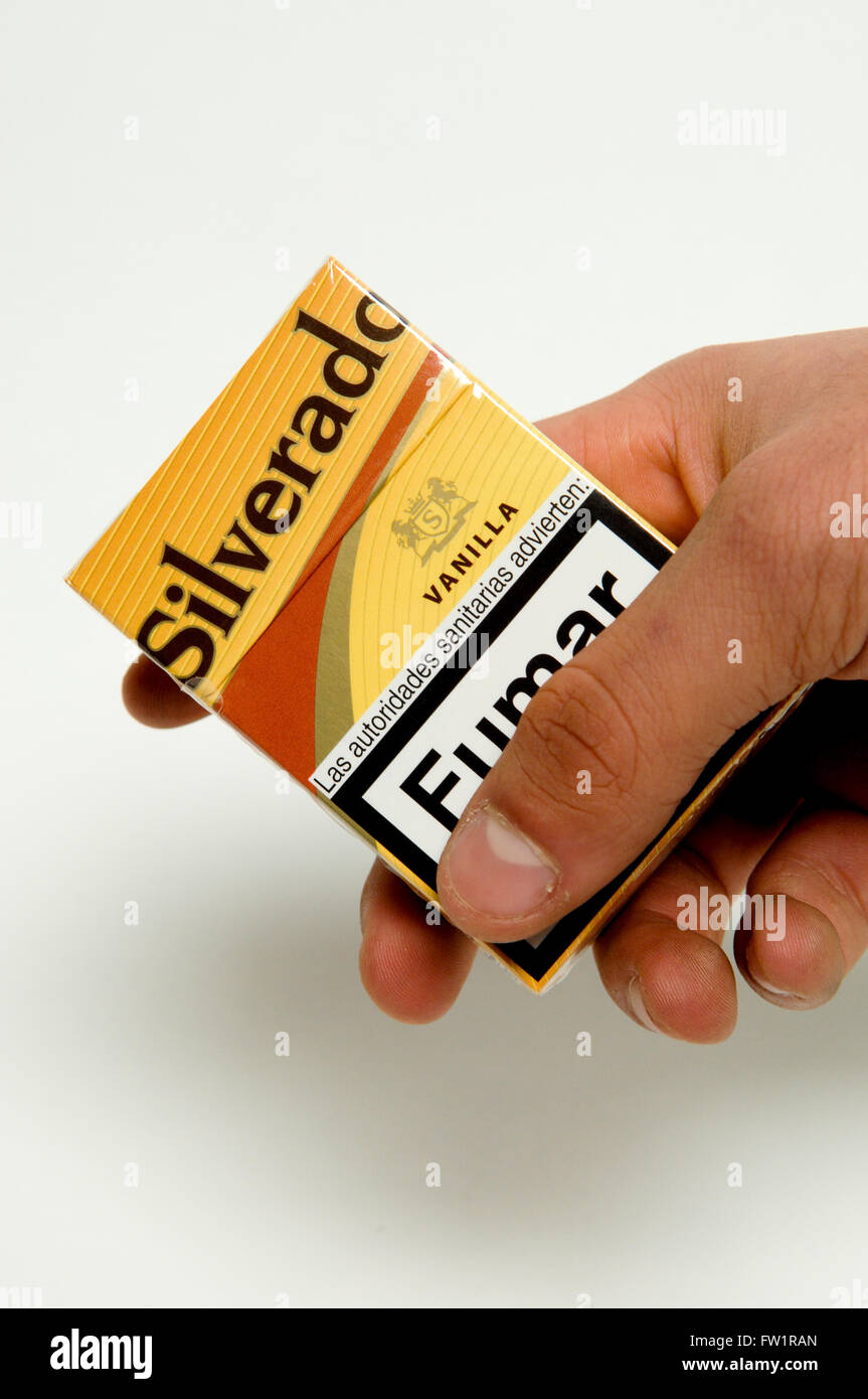 Silverado American Blend Vanilla Cigarettes Stock Photo - Alamy