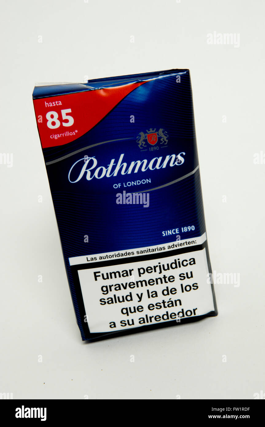 Rothmans cigarette packet hi-res stock photography and images - Alamy