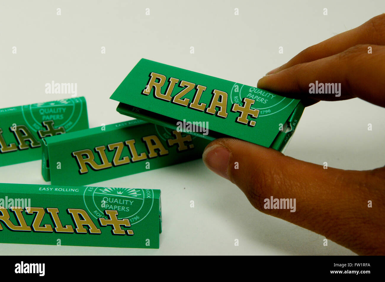 Rizla Papers High Resolution Stock Photography and Images - Alamy