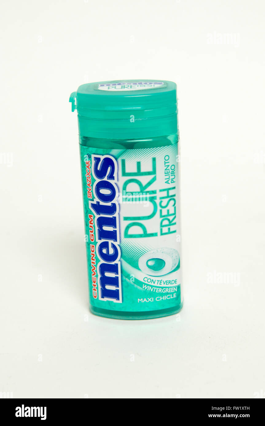 Mentos mints hi-res stock photography and images - Alamy