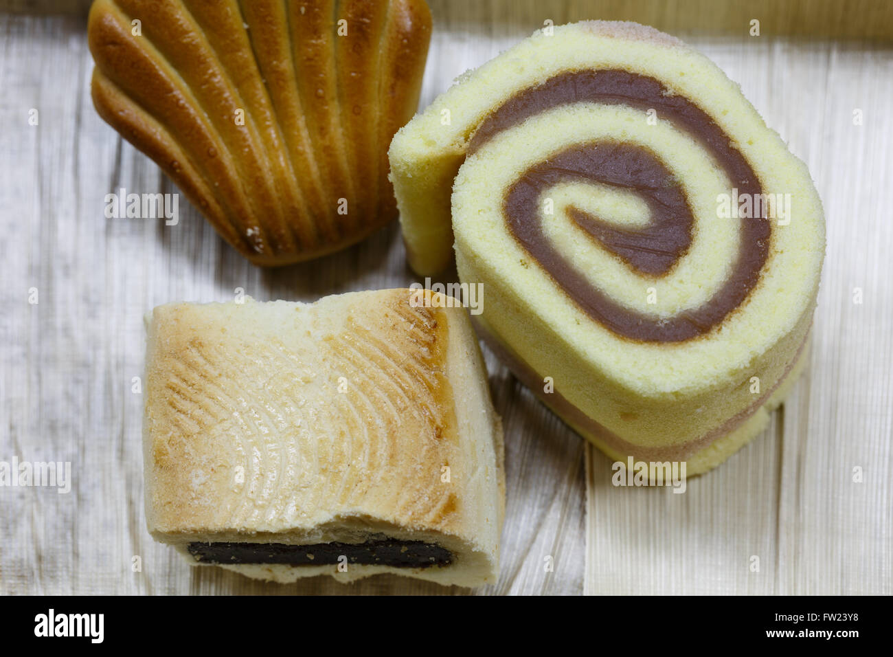 Chinese pastry hi-res stock photography and images - Alamy
