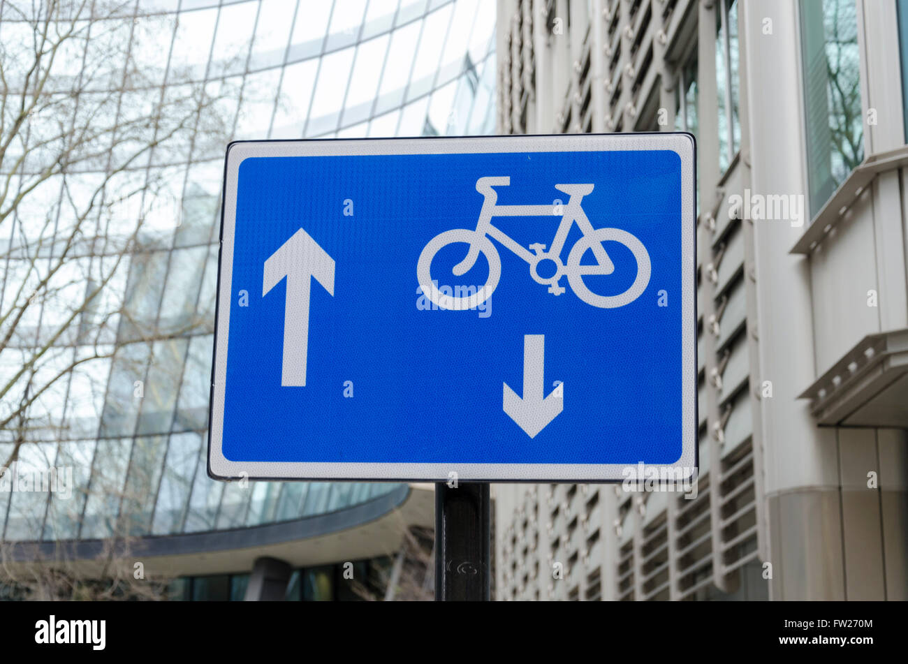 Cycling road sign hi-res stock photography and images - Alamy