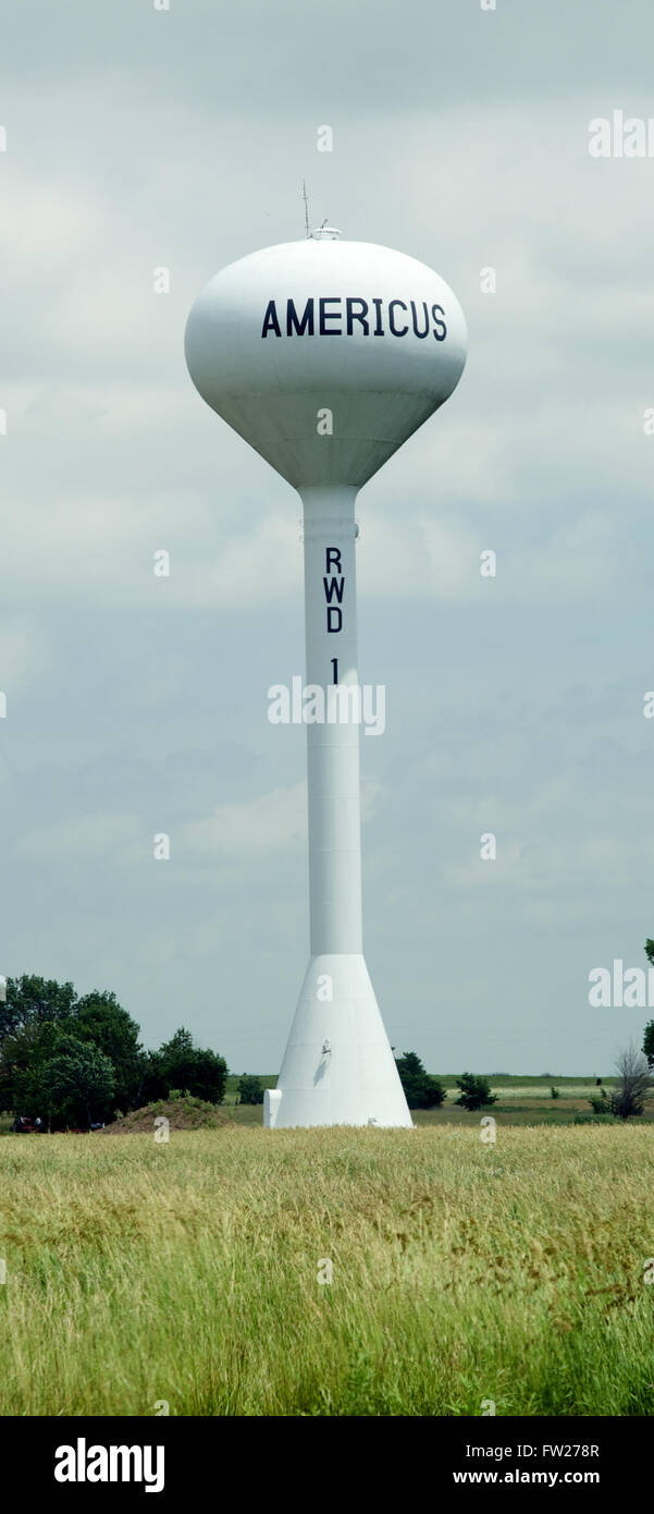 Supply drinking water community hi-res stock photography and images - Alamy