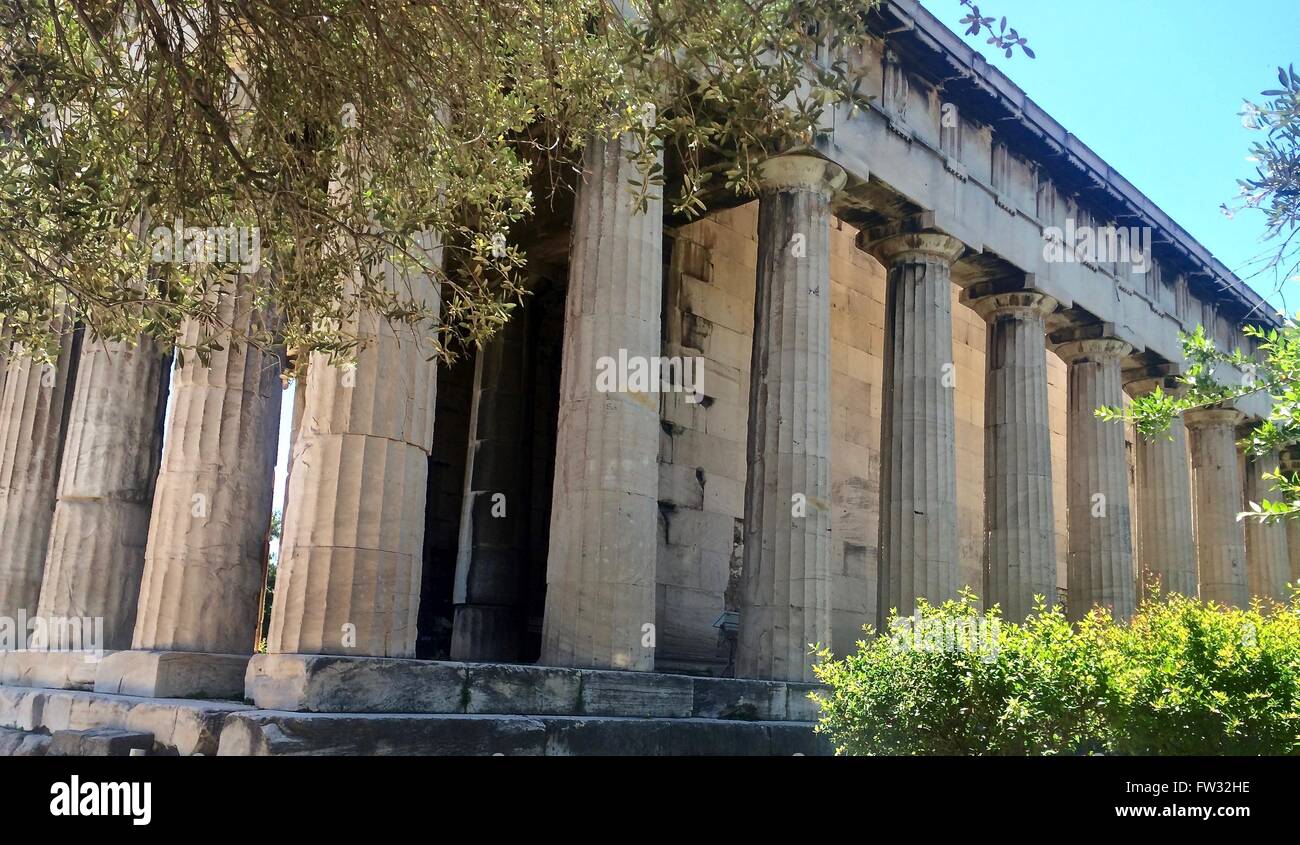 Greek monument hi-res stock photography and images - Alamy