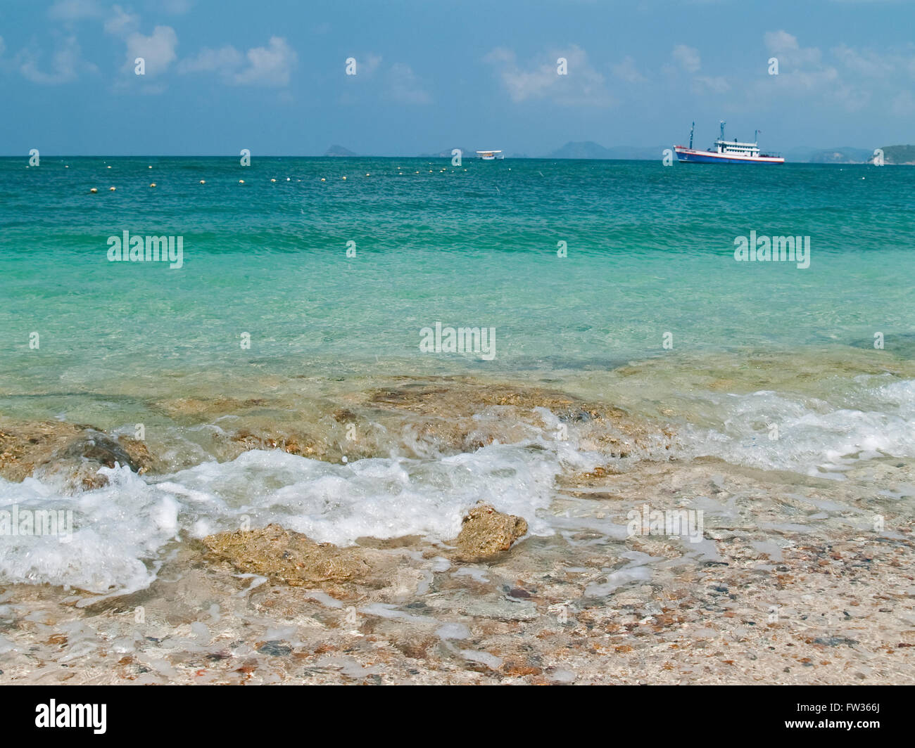 Beach in Ko Kham island Stock Photo - Alamy