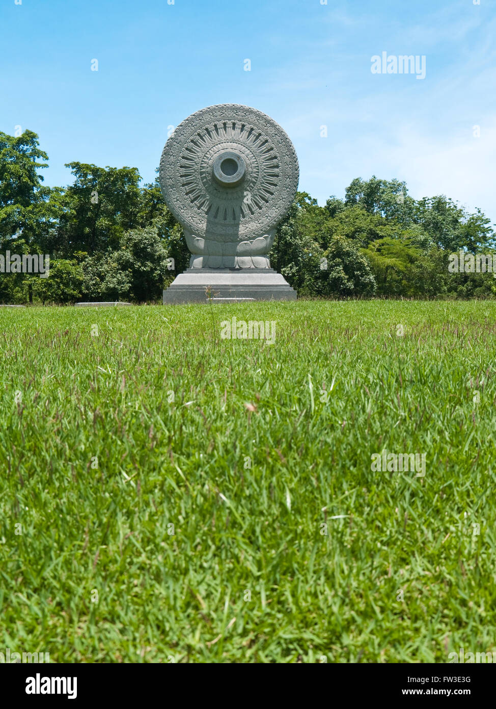 Dharmacakra hi-res stock photography and images - Alamy