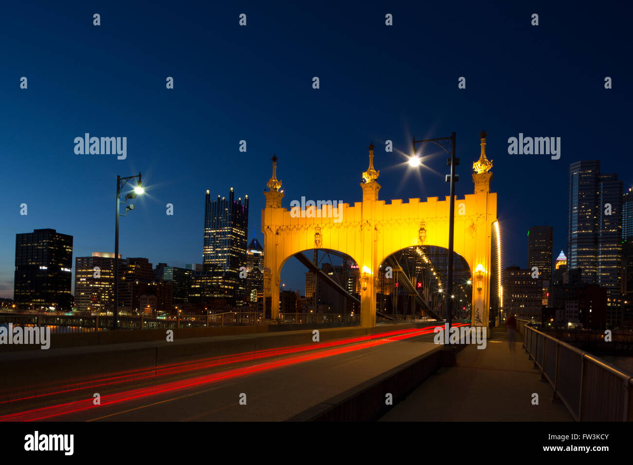 SMITHFIELD STREET BRIDGE DOWNTOWN PITTSBURGH PENNSYLVANIA USA Stock ...