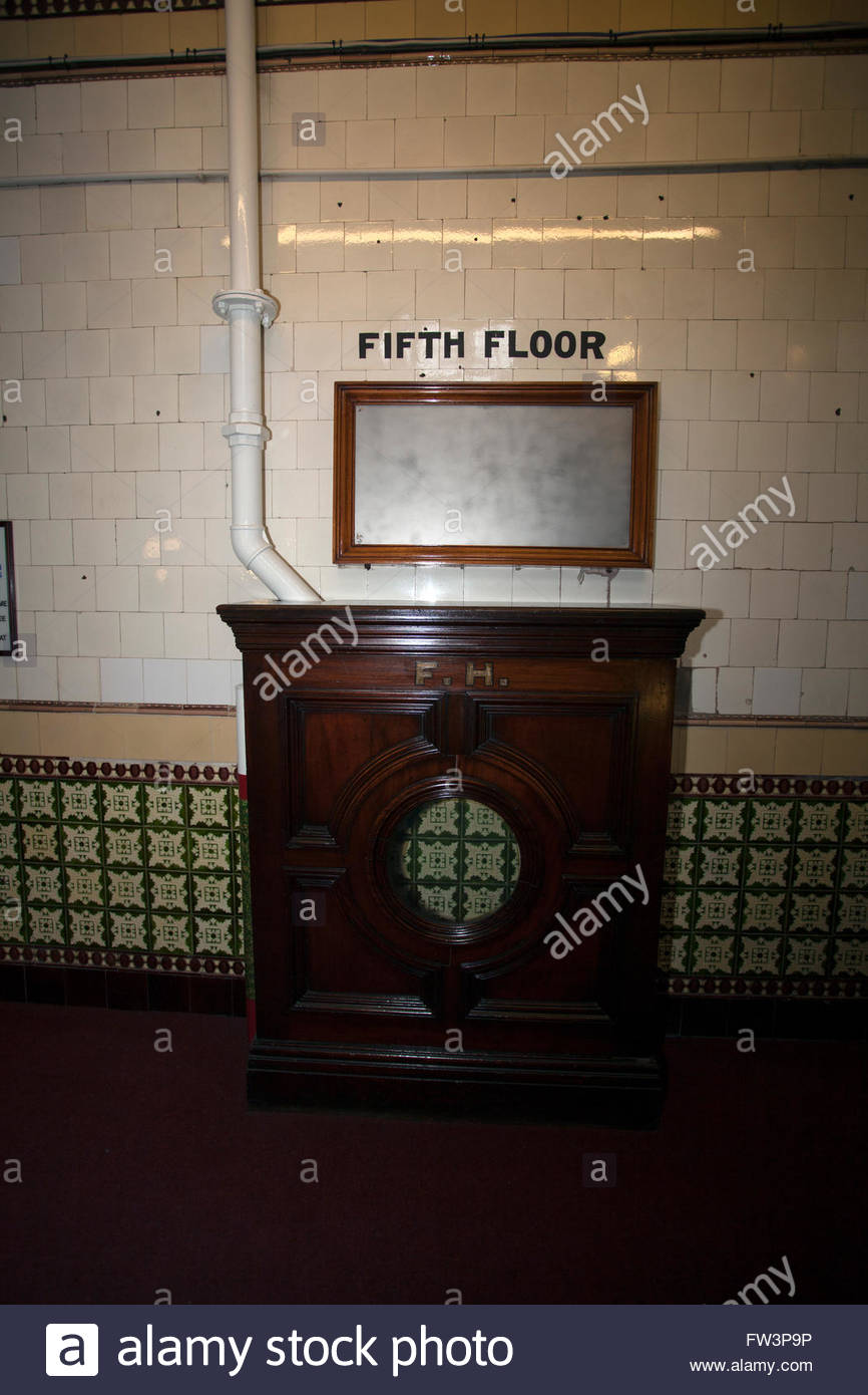 Fire Hose Cabinet Stock Photos & Fire Hose Cabinet Stock Images - Alamy
