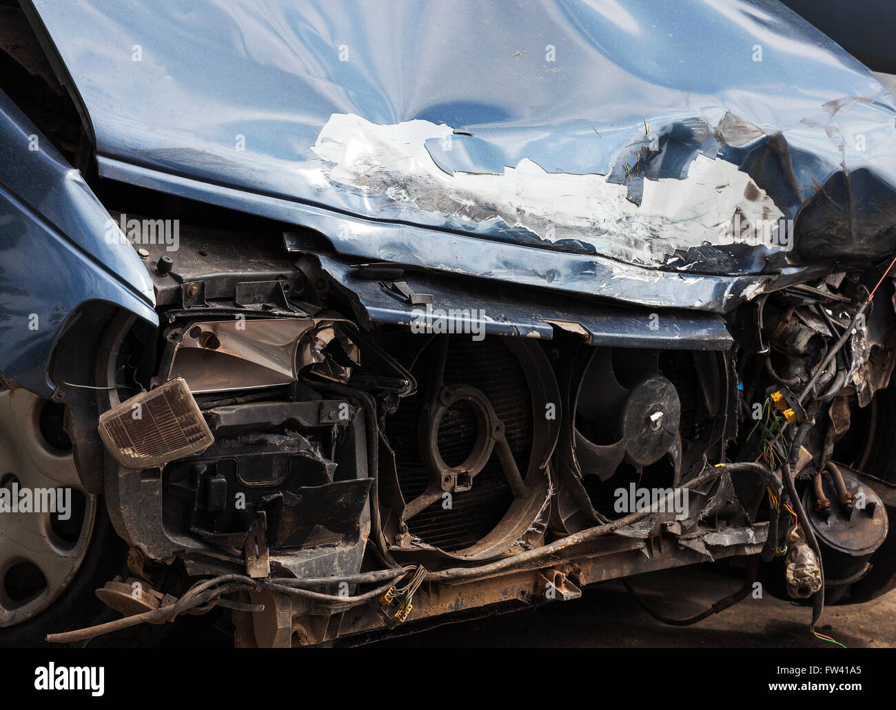 broken car. close-up Stock Photo - Alamy