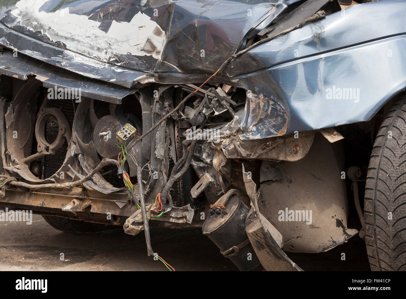 broken car. close-up Stock Photo - Alamy
