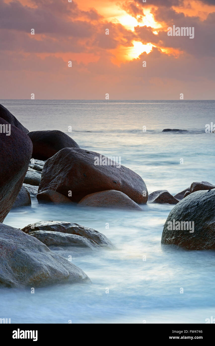 Sonnenuntergang am anse lazio hi-res stock photography and images - Alamy