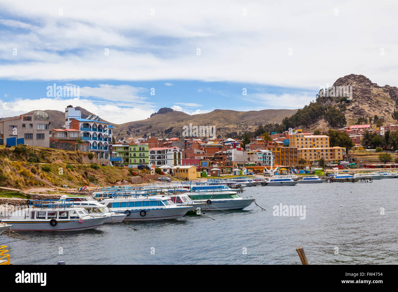 Lake Titicaca shore line, Copacabana, Bolivia Stock Photo - Alamy
