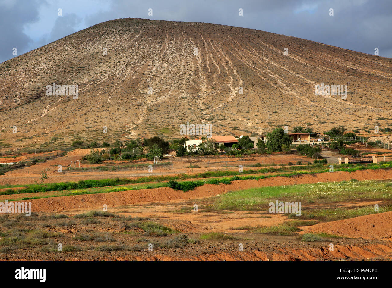 Farm at base of old volcano cone hi-res stock photography and images ...