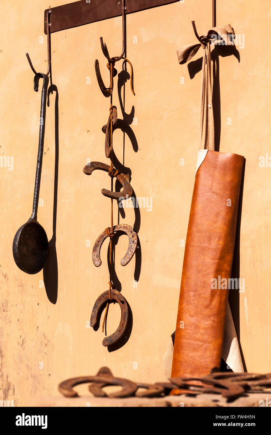 Farriers set hi-res stock photography and images - Alamy