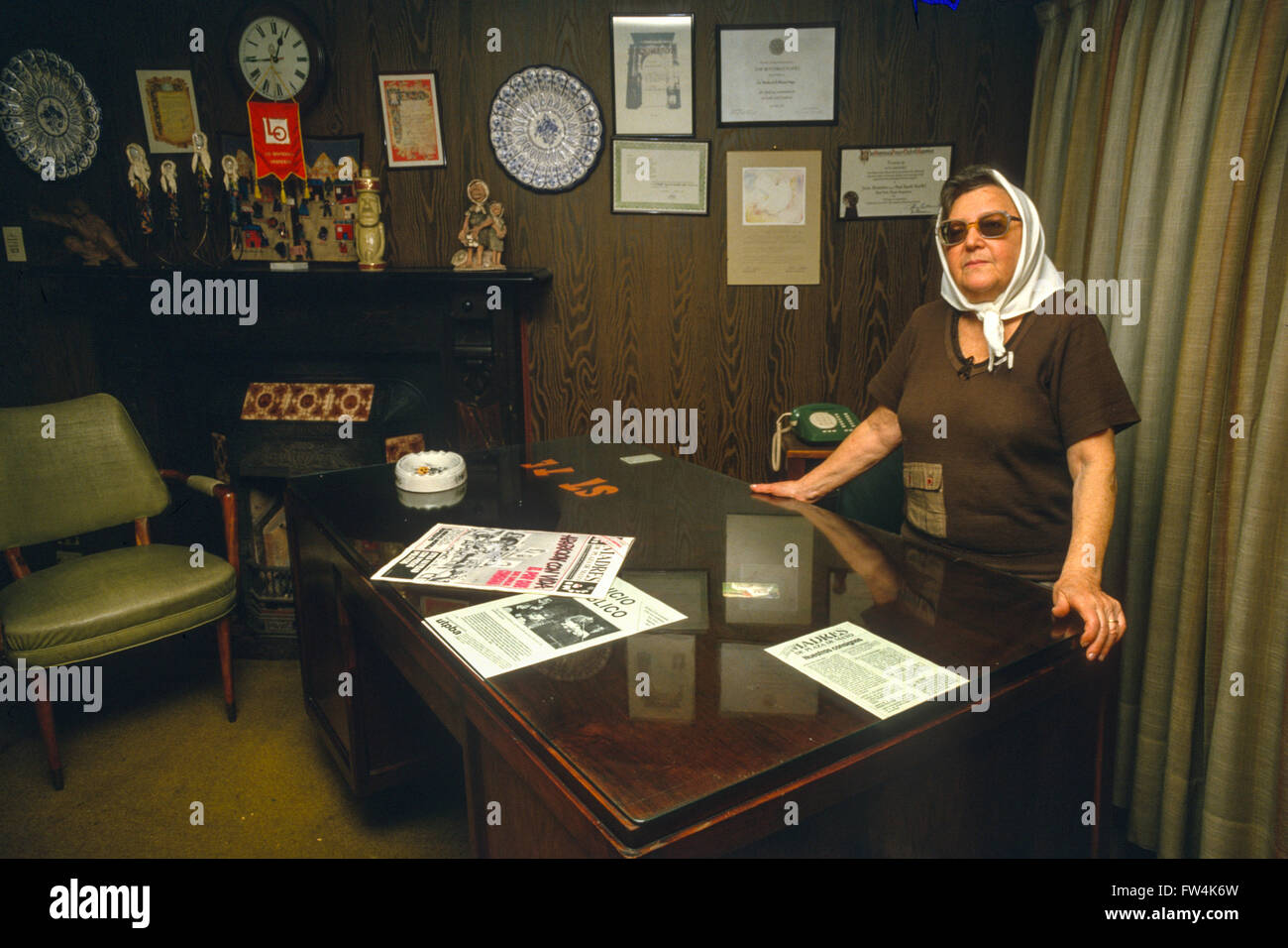 Pargament hi-res stock photography and images - Alamy