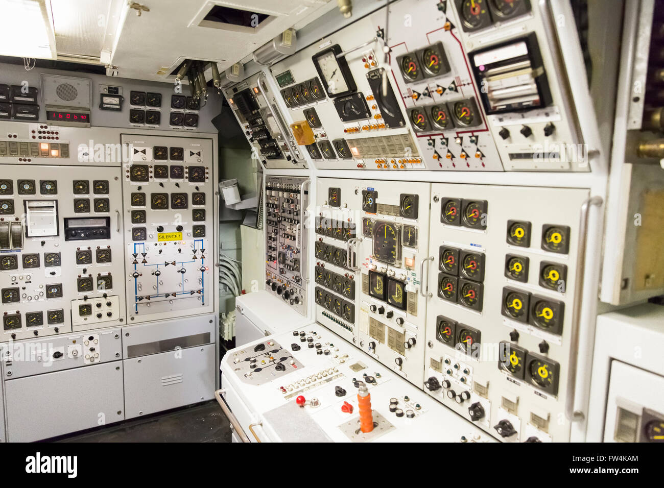 machinery enging room plant Stock Photo - Alamy