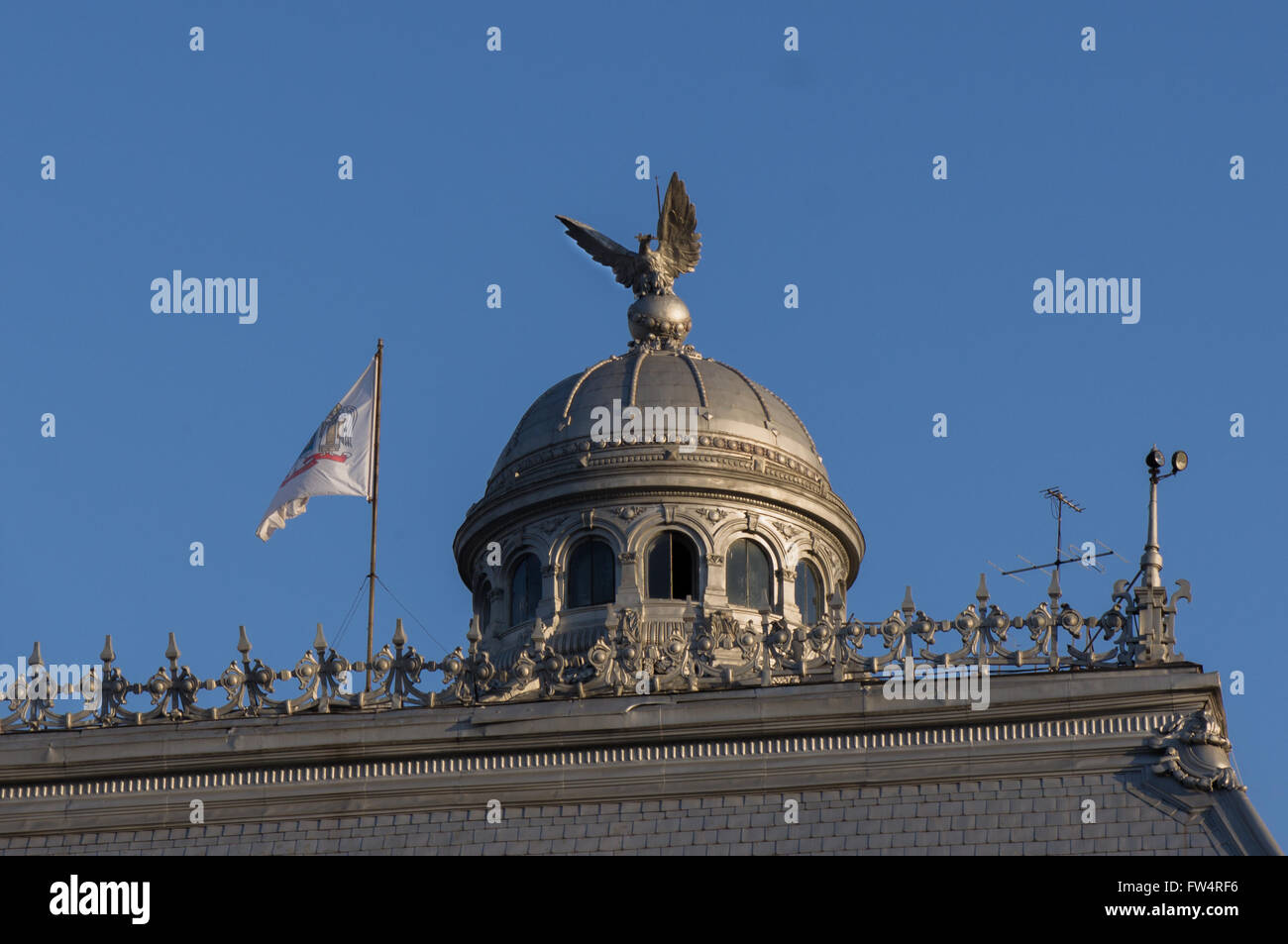 Silver roof hi-res stock photography and images - Alamy