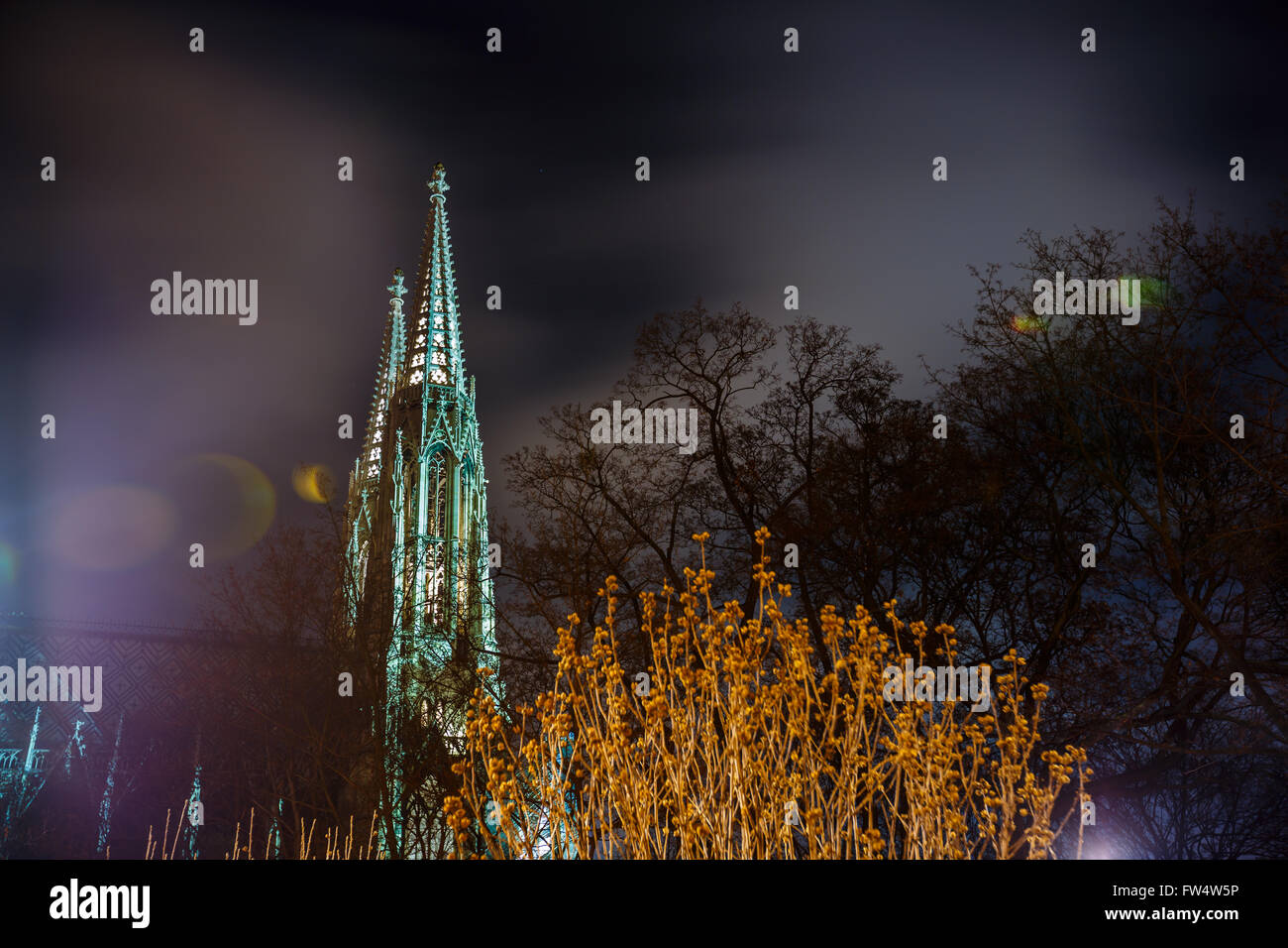 Gothic church night hi-res stock photography and images - Alamy